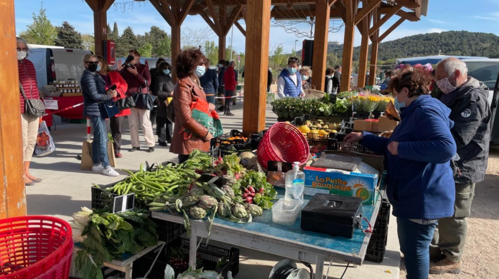 Le marché agricole célèbre l'été vendredi 11 juin à Ollioules - Le ...